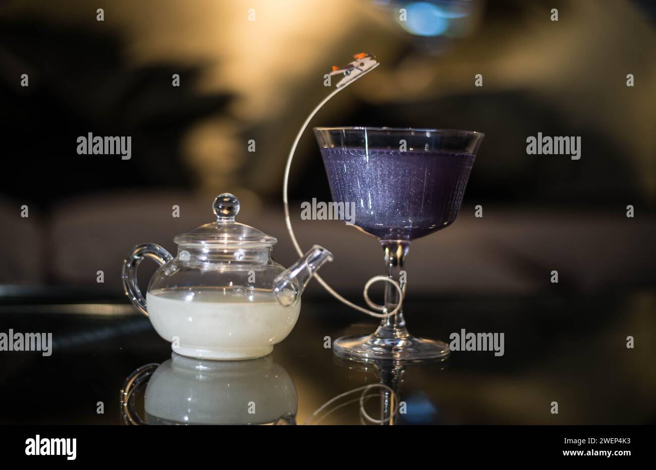 Gin cocktail aviation hi-res stock photography and images - Alamy