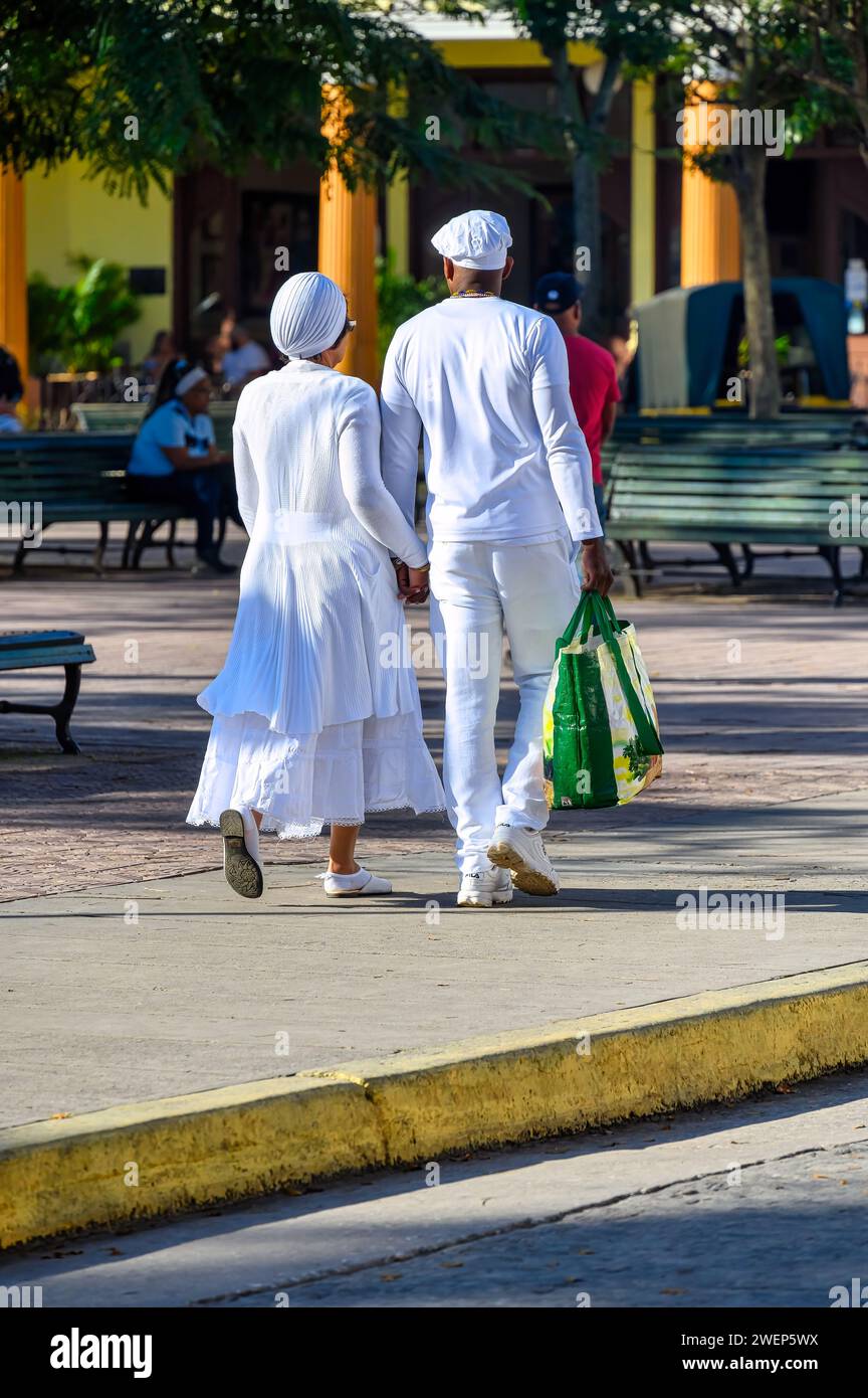 Couple Cuban people wearing santeria white clothes, Santa Clara, Cuba ...