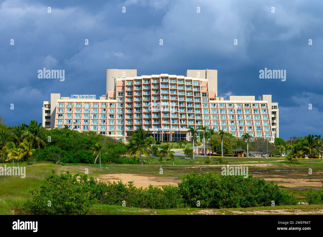 Blau resort hi-res stock photography and images - Alamy