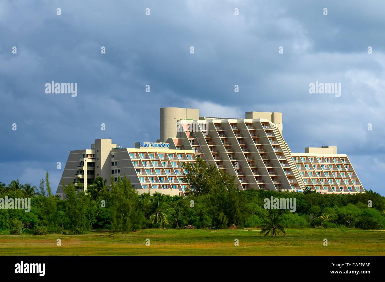 Blau resort hi-res stock photography and images - Alamy