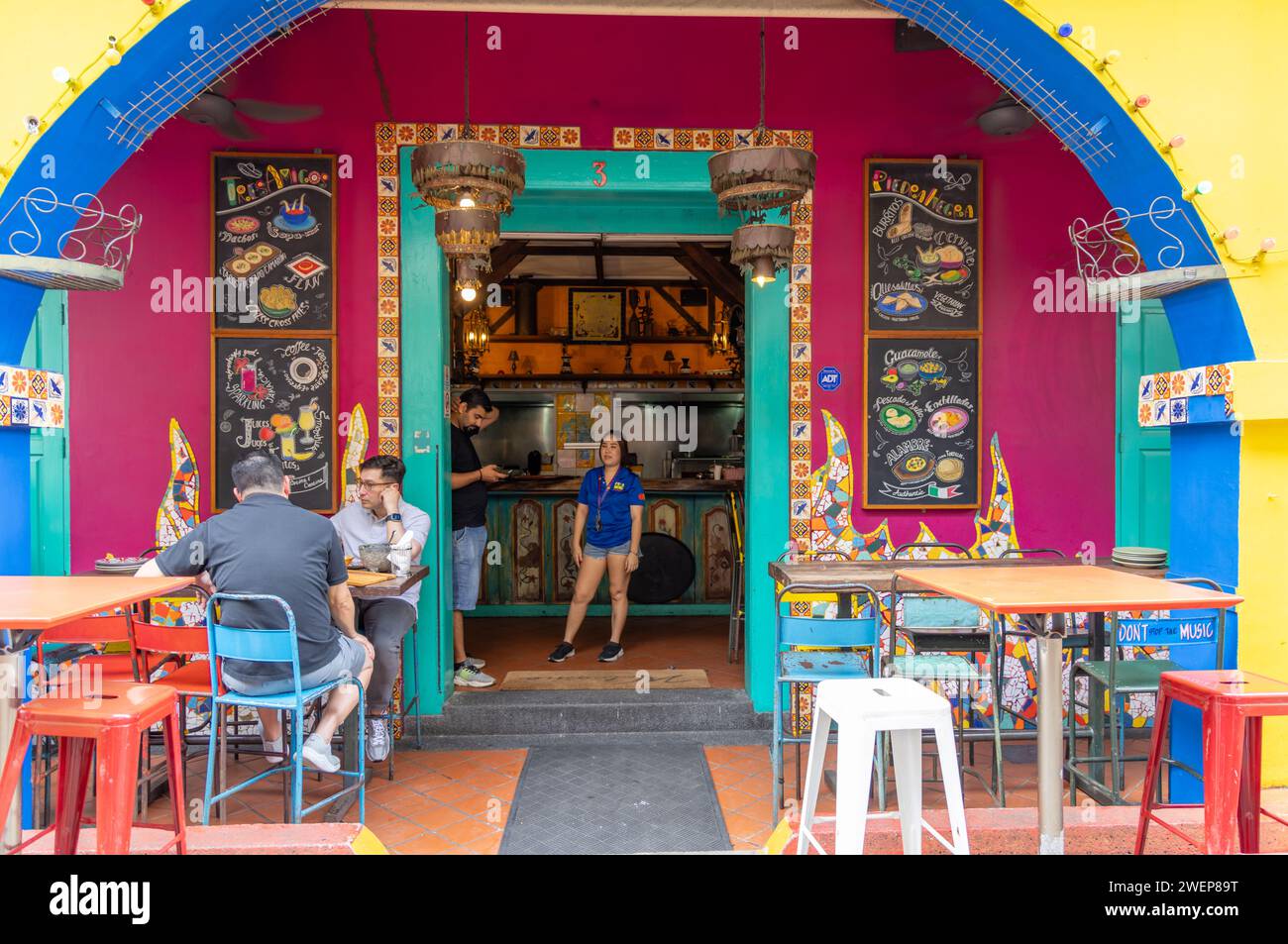 Tres Amigos restaurant in Haji Lane, Singapore Stock Photo - Alamy