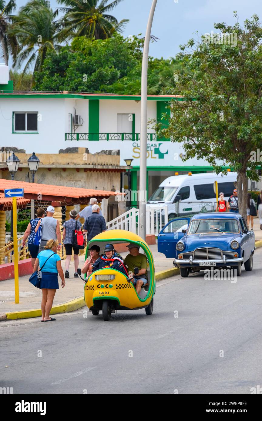 Coco taxi outside hi-res stock photography and images - Alamy