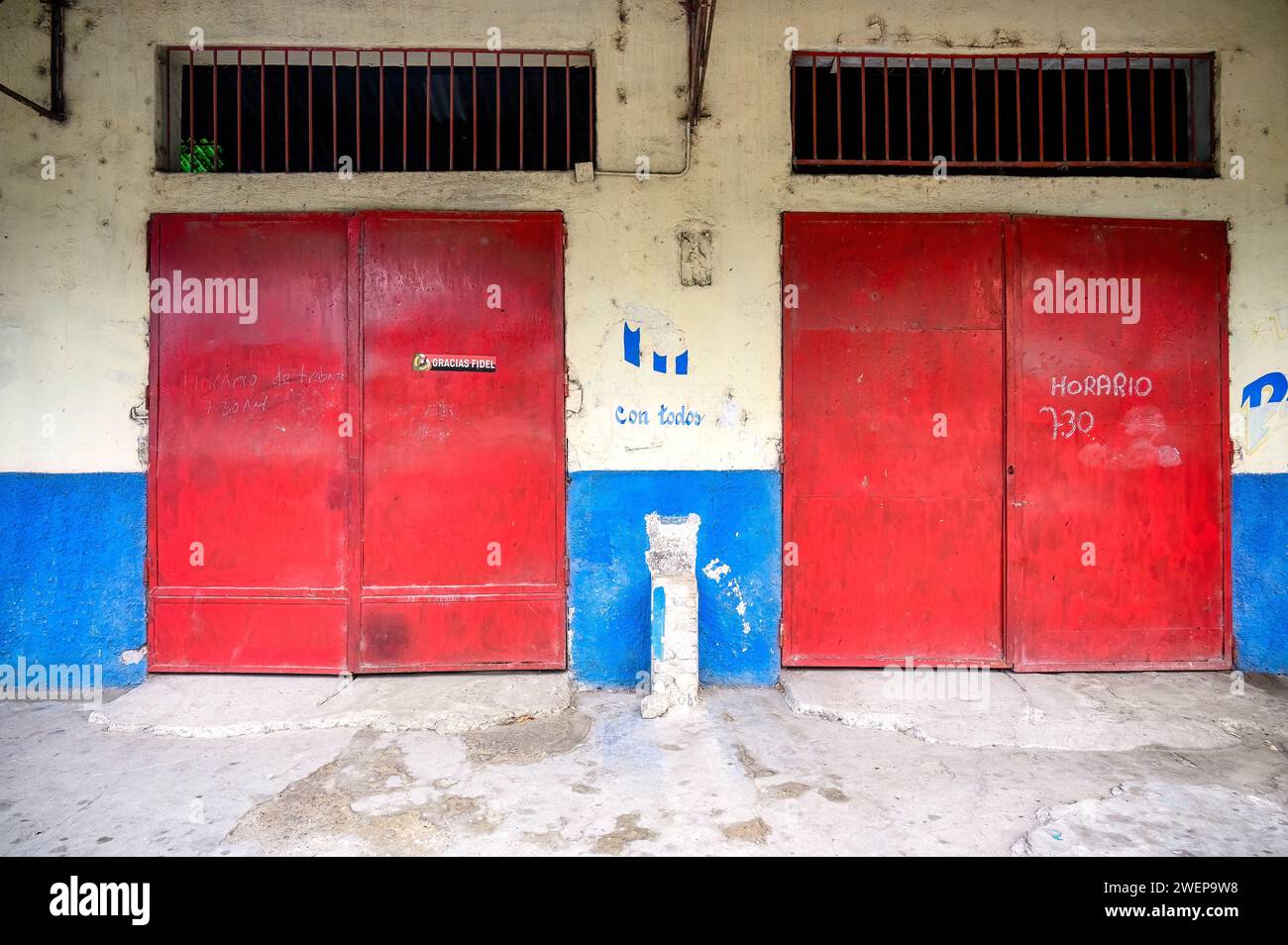 Plastico plastico plastico hi-res stock photography and images - Alamy