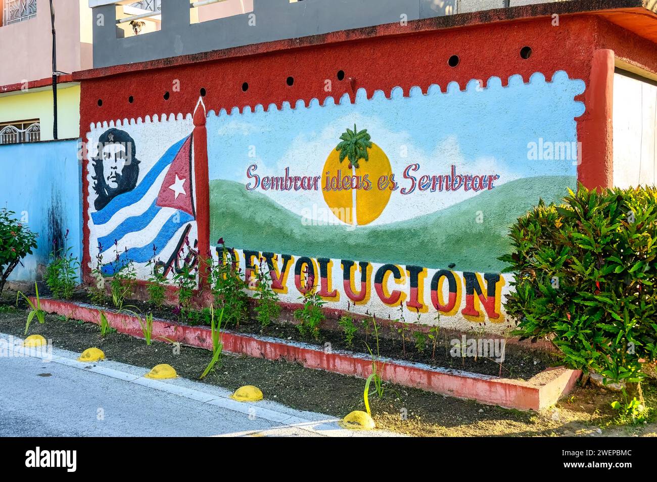 painting of che guevara and the word revolution, santa clara, cuba ...