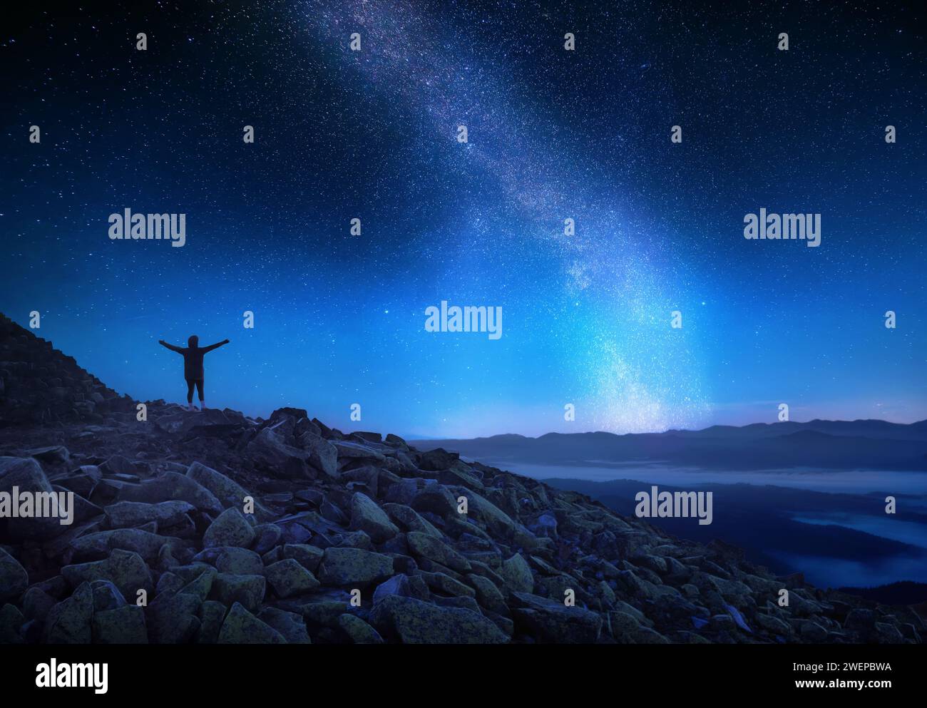 Night sky constellation person hi-res stock photography and images - Alamy