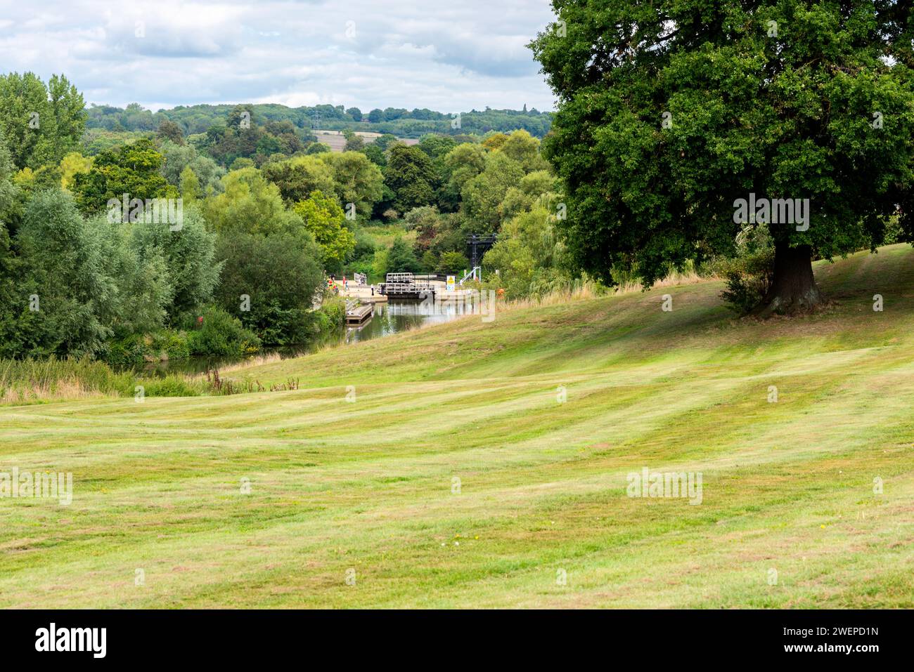 Teston Lock on the River Medway near Maidstone in Kent, England Stock ...