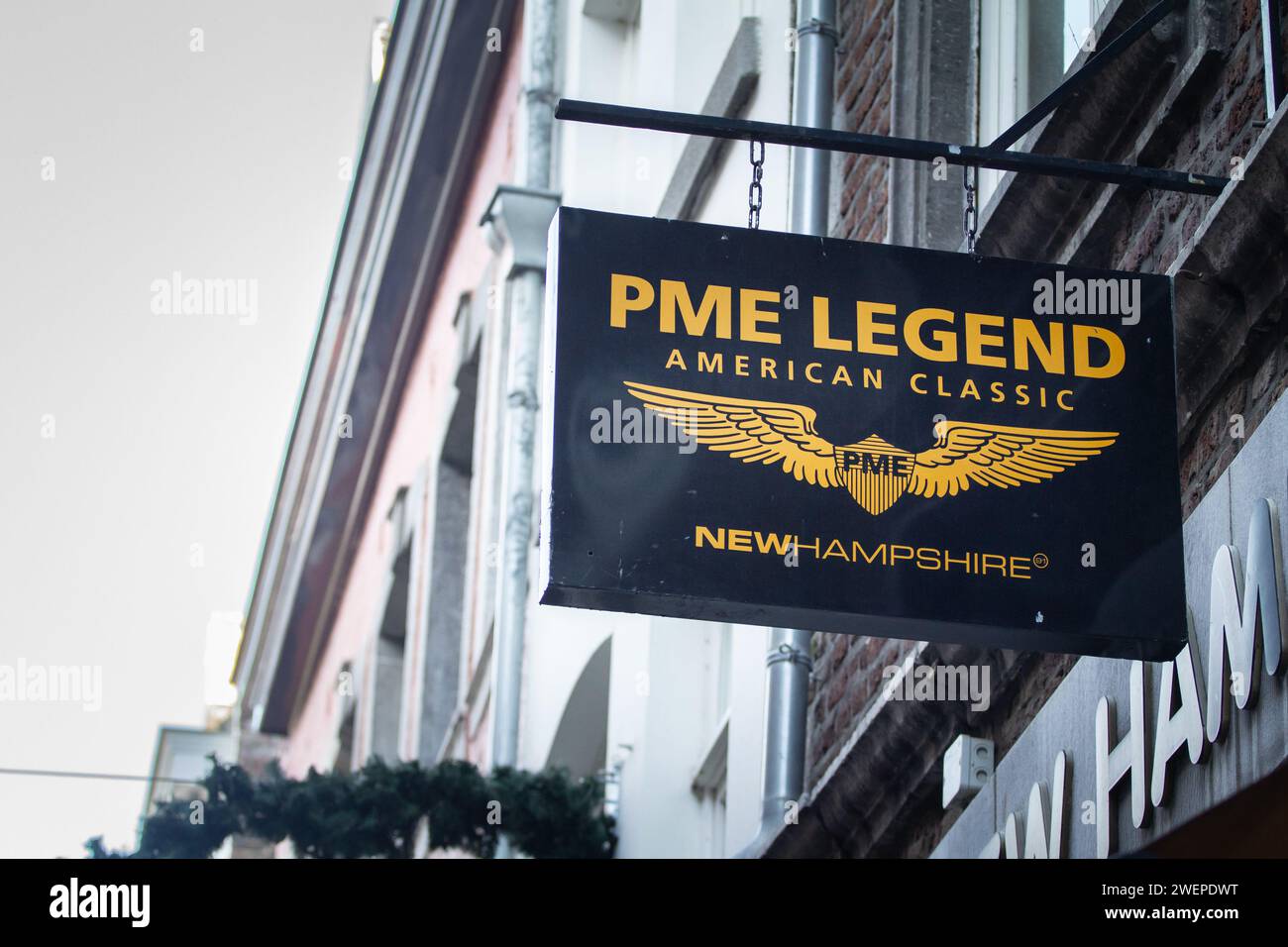 Pme legend logo hi-res stock photography and images - Alamy