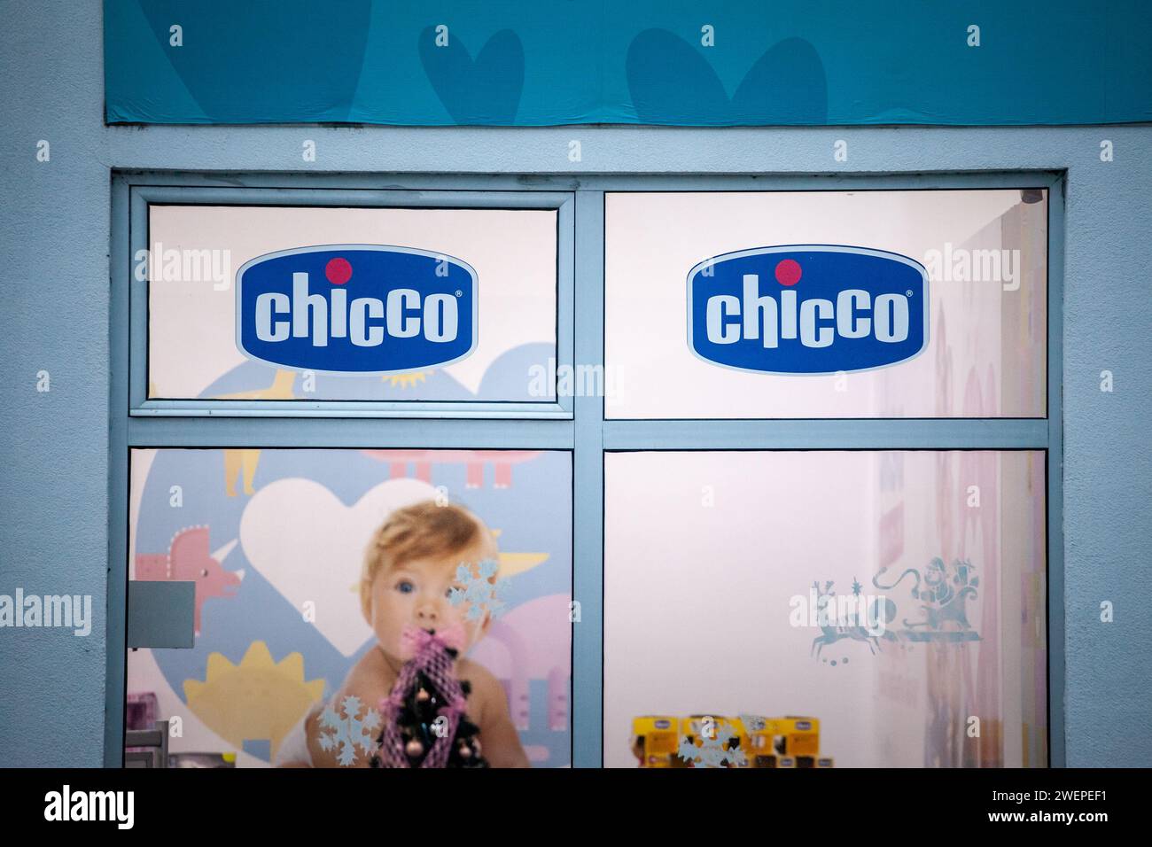 Chicco logo hi-res stock photography and images - Alamy