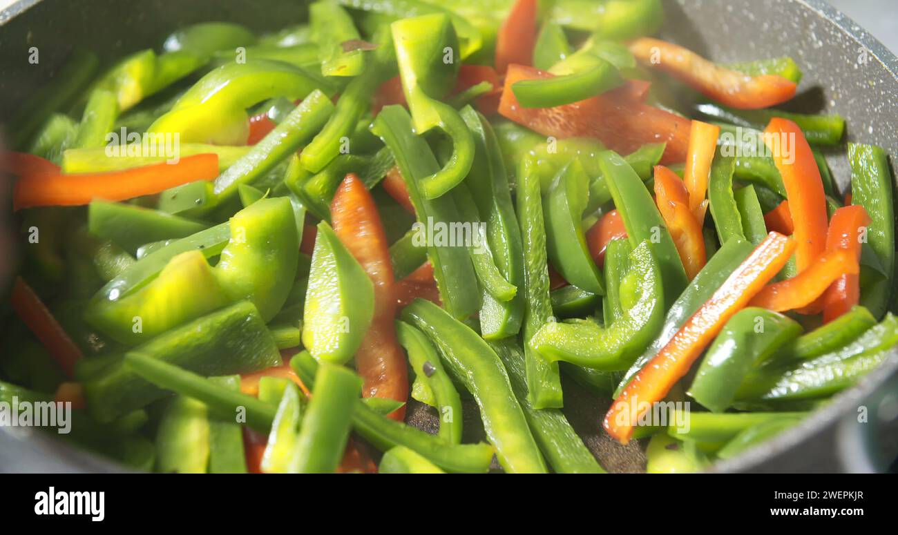 Bell frying pan hi-res stock photography and images - Alamy