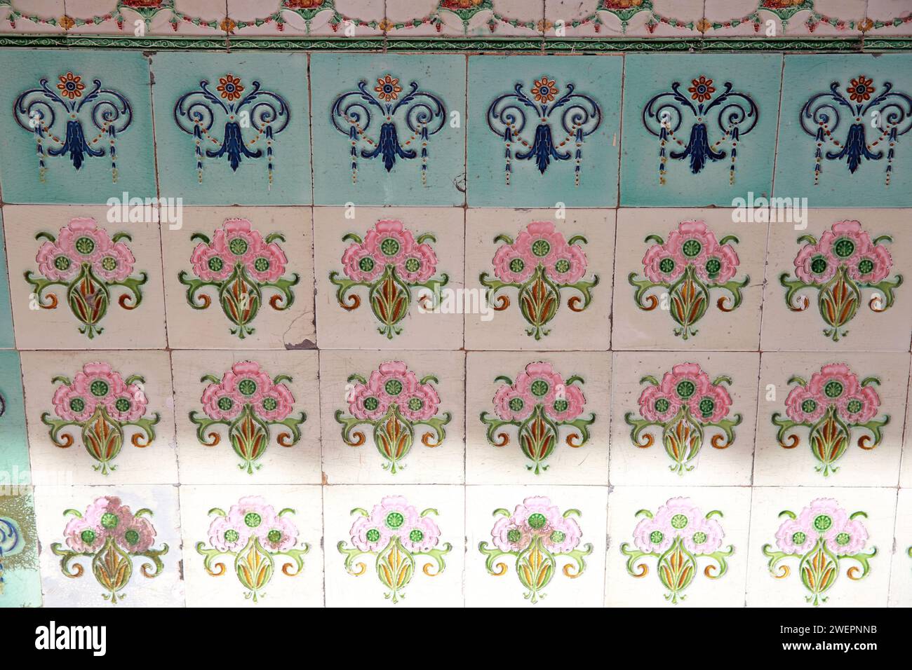 Peranakan tiles singapore hi-res stock photography and images - Alamy