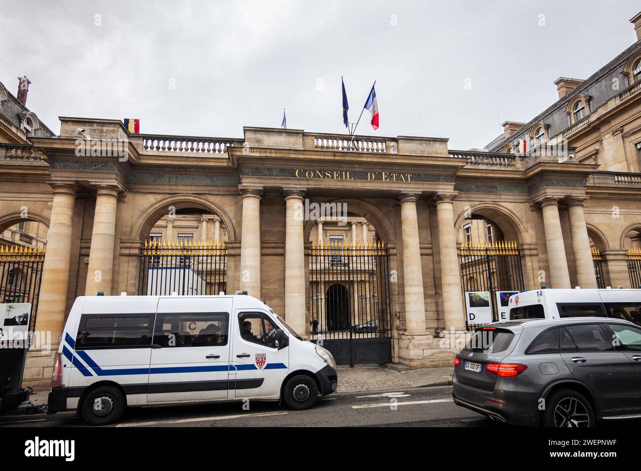 Council of paris hi-res stock photography and images - Alamy