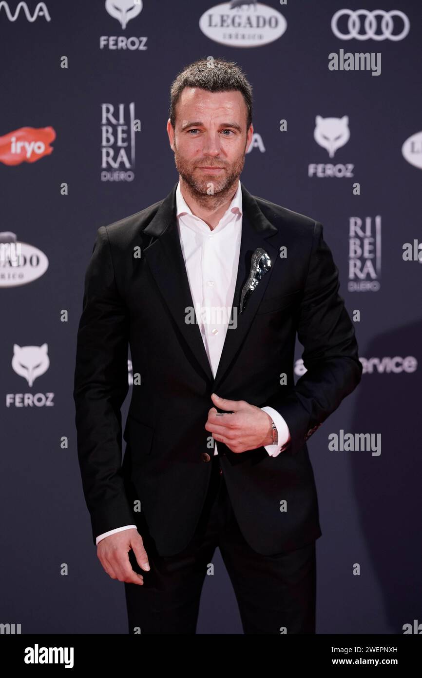 The actor Carles Francino poses on the red carpet prior to the gala of ...