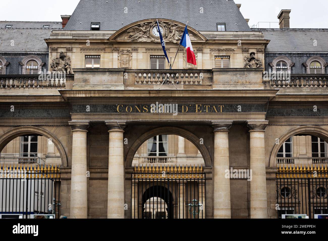 Council of paris hi-res stock photography and images - Alamy