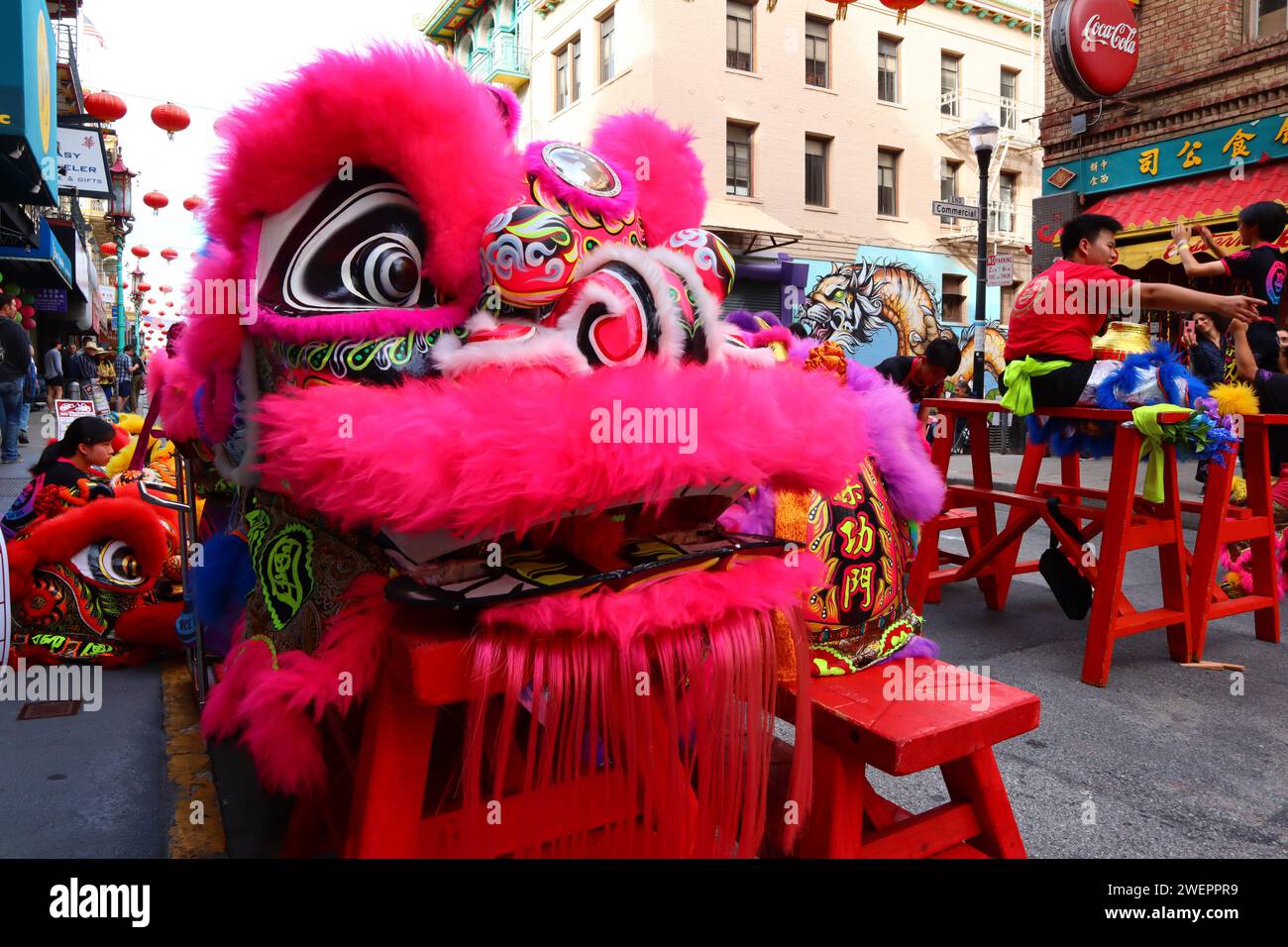 San Francisco, California: view of Chinatown, chinese ethnic ...