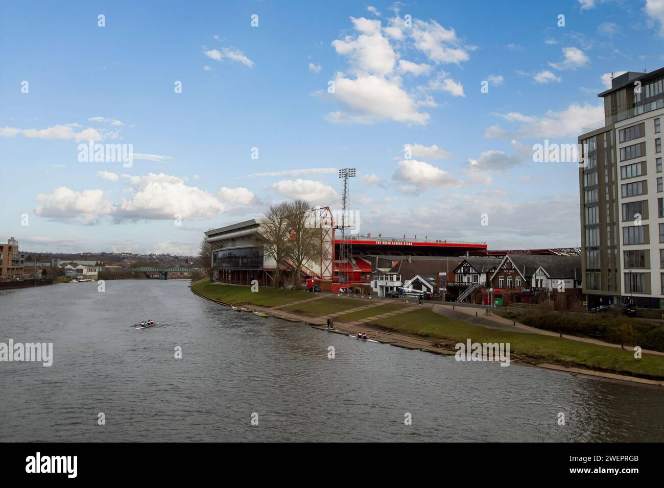 Nottingham forest football club team hi-res stock photography and ...