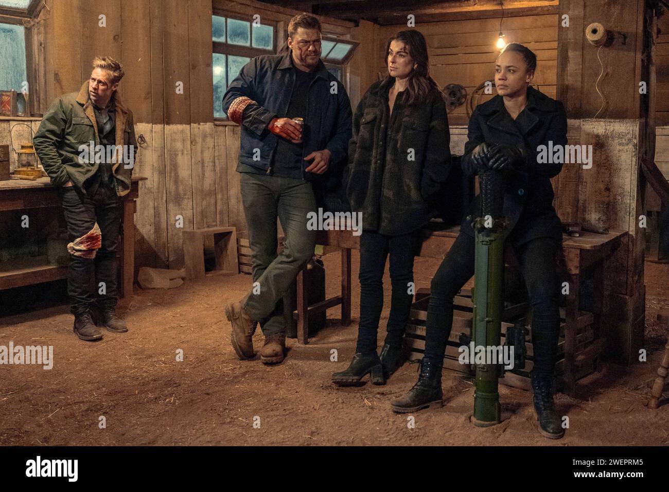 REACHER, from left: Shaun Sipos, Alan Ritchson, Serinda Swan, Maria ...