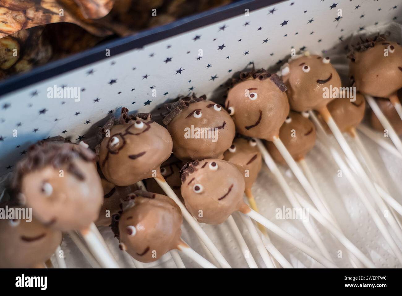 Stick figure family hi-res stock photography and images - Alamy