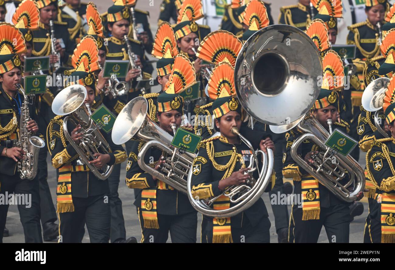 NEW DELHI, INDIA - JANUARY 26: An all women contingent from Indo ...