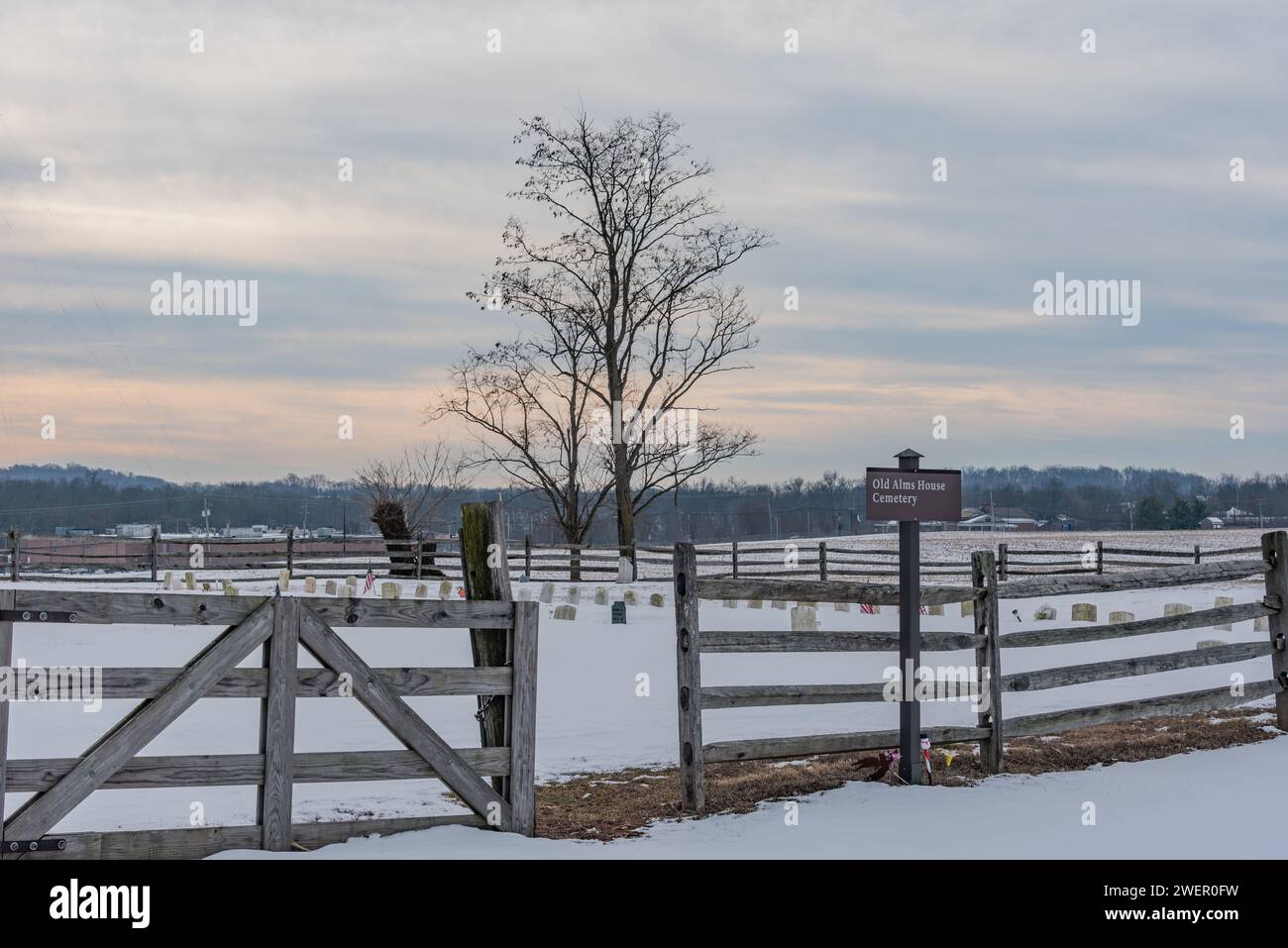 Old alms house cemetery hi-res stock photography and images - Alamy