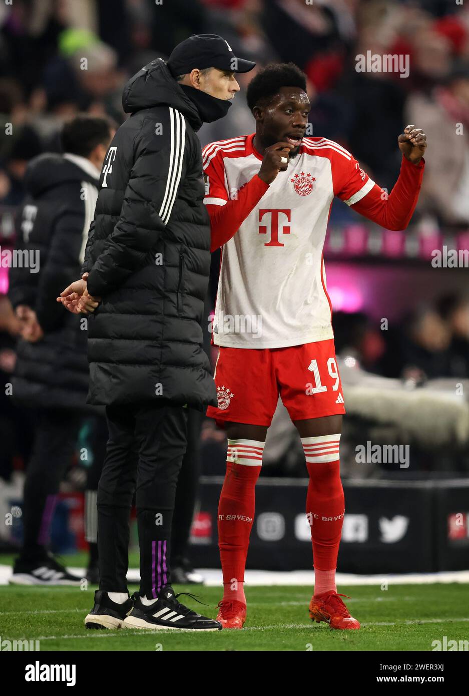 Coach Thomas Tuchel of Bayern Muenchen Alphonso Davies of Bayern ...