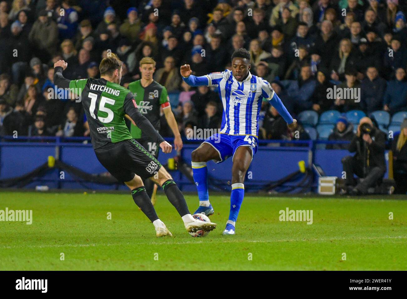 Anthony Musaba of Sheffield Wednesday and Liam Kitching of Coventry ...