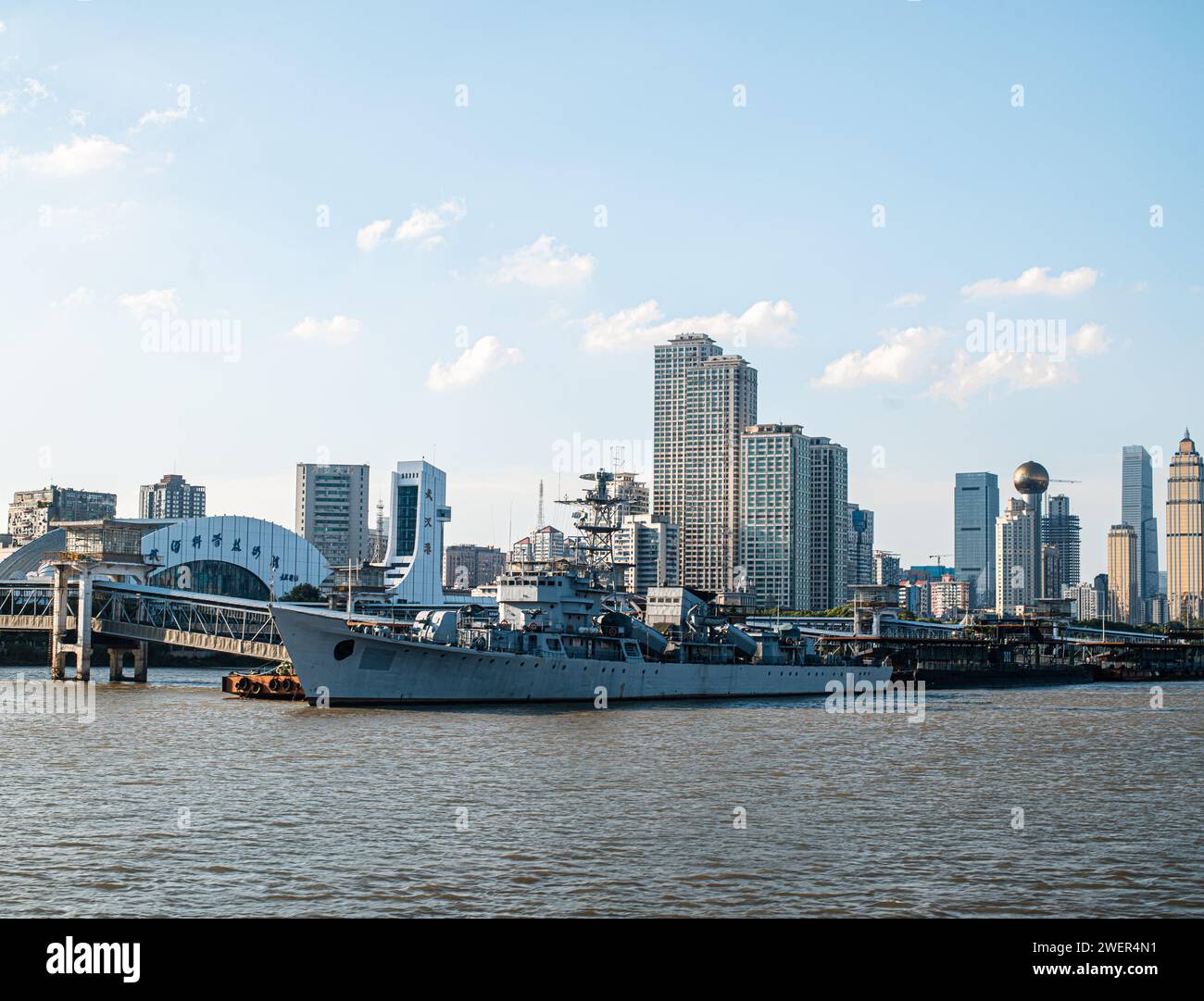 The stunning Wuhan skyline and vibrant port scenery Stock Photo - Alamy