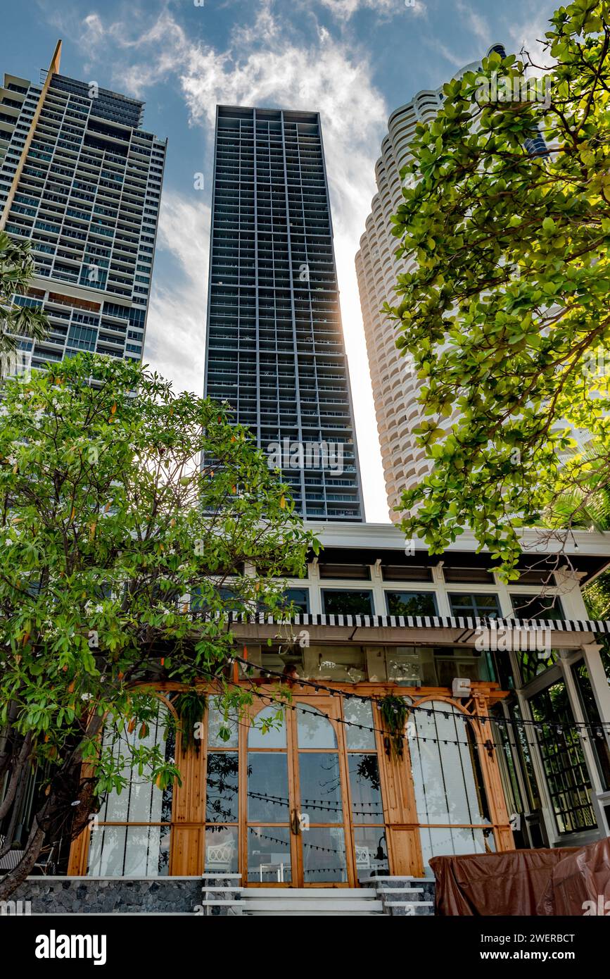 A dominant building hi-res stock photography and images - Alamy