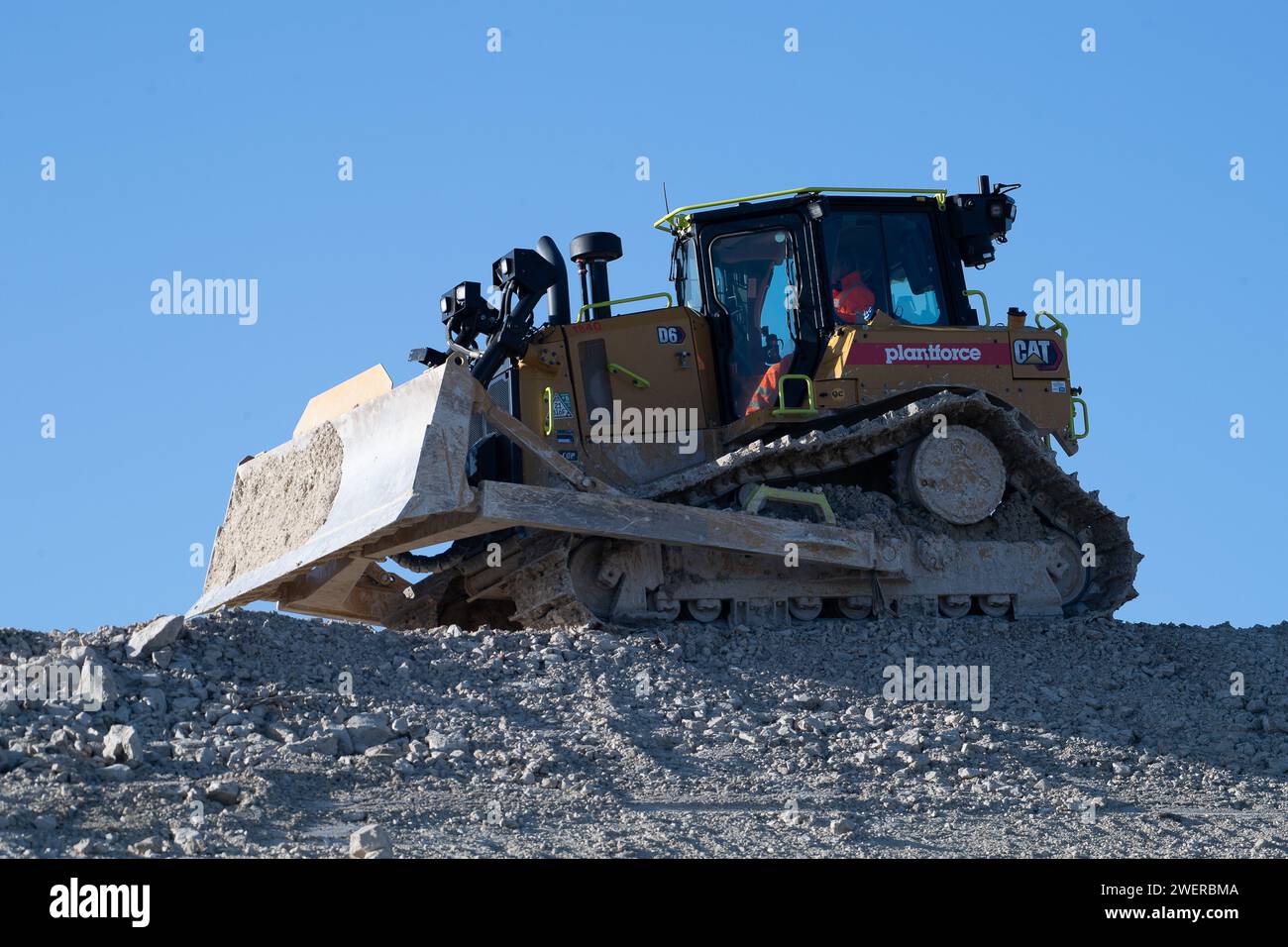 Hs2 construction worker hi-res stock photography and images - Alamy