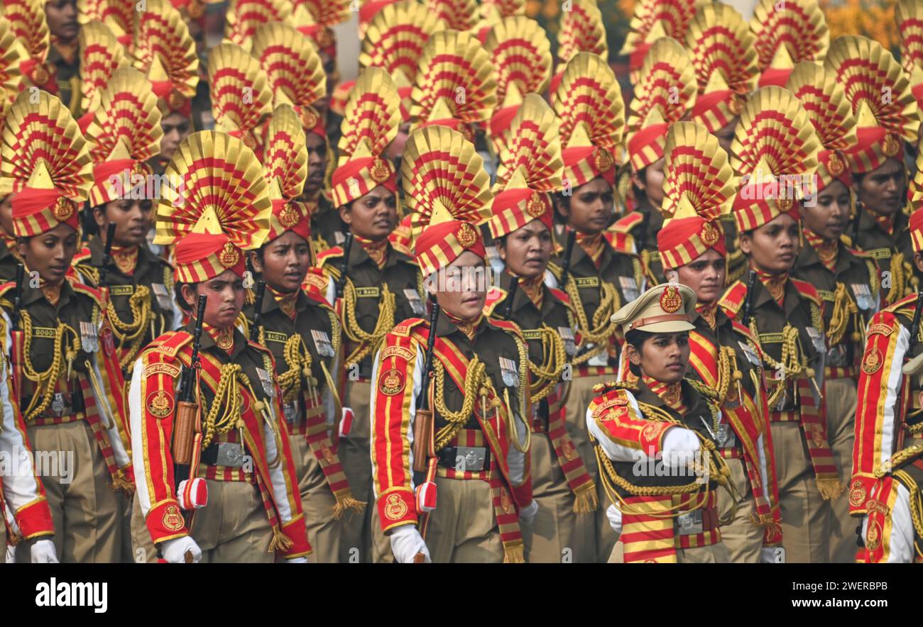 NEW DELHI, INDIA - JANUARY 26: An all women contingent from Sashastra ...