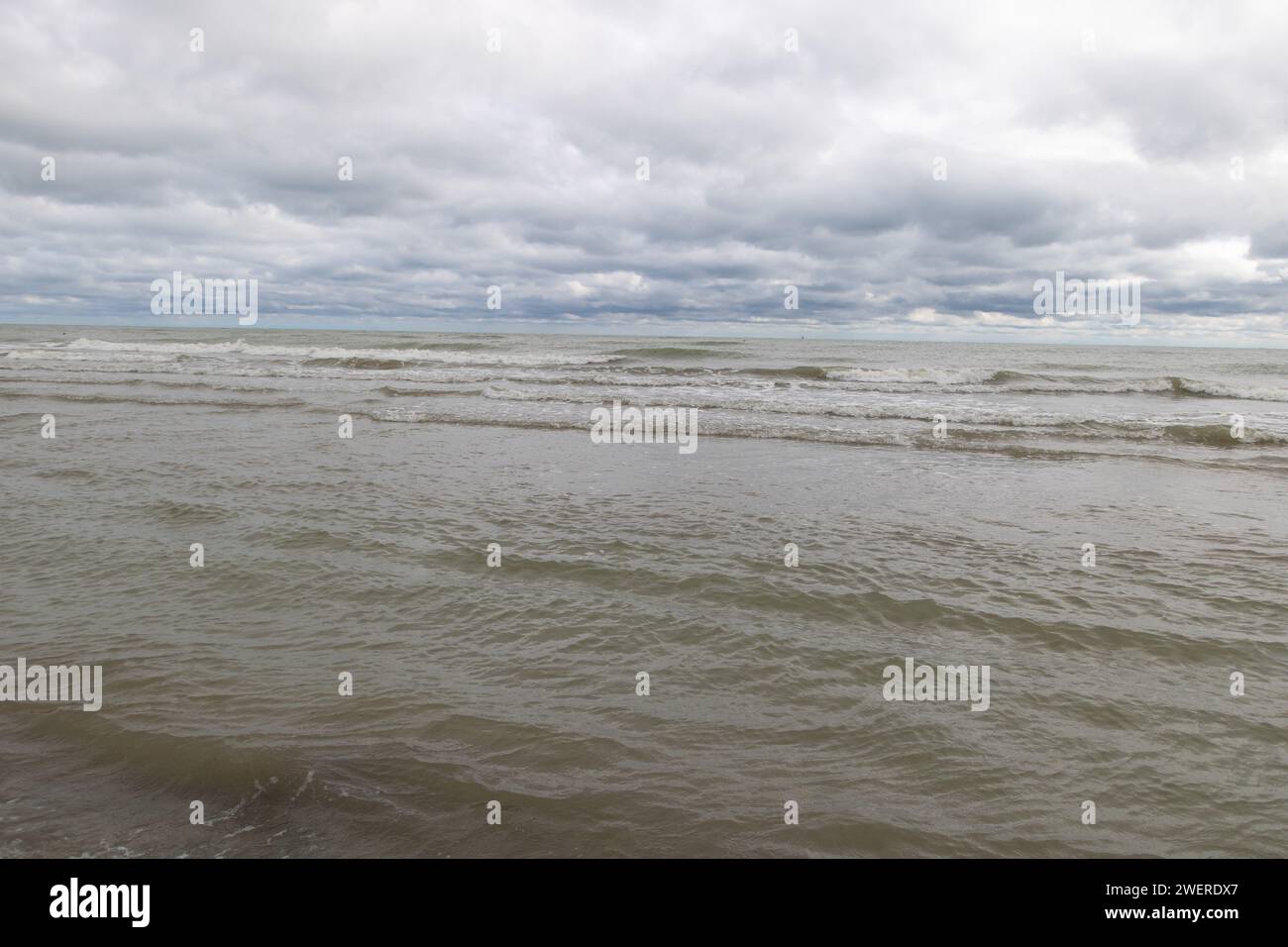 Stormy seascapes hi-res stock photography and images - Alamy