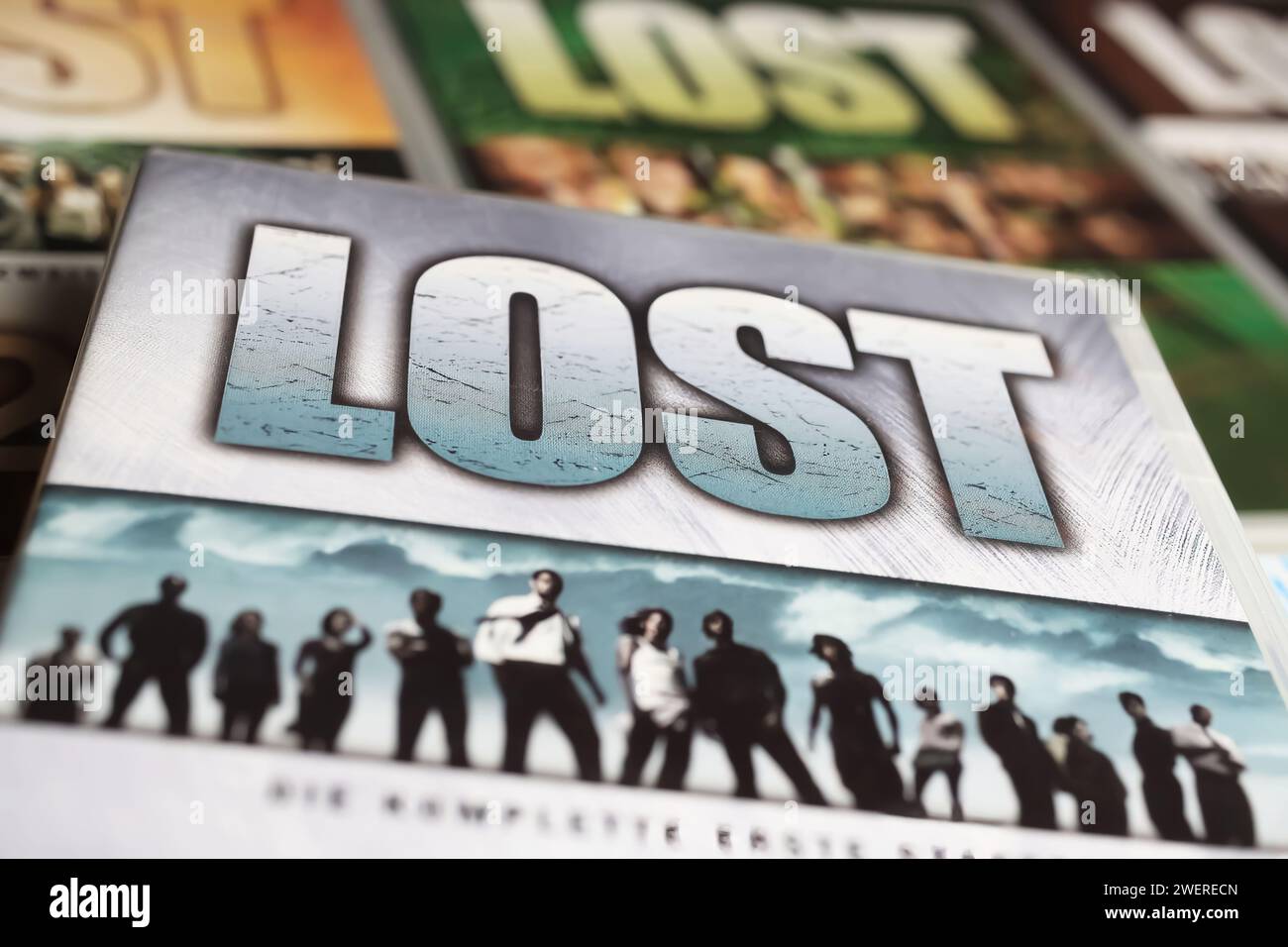Lost abc tv series hi-res stock photography and images - Alamy