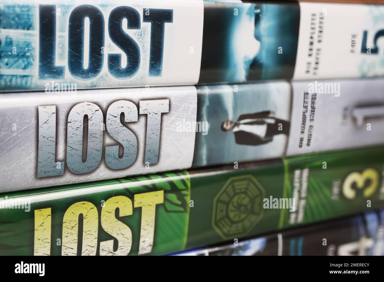 Lost abc tv series hi-res stock photography and images - Alamy