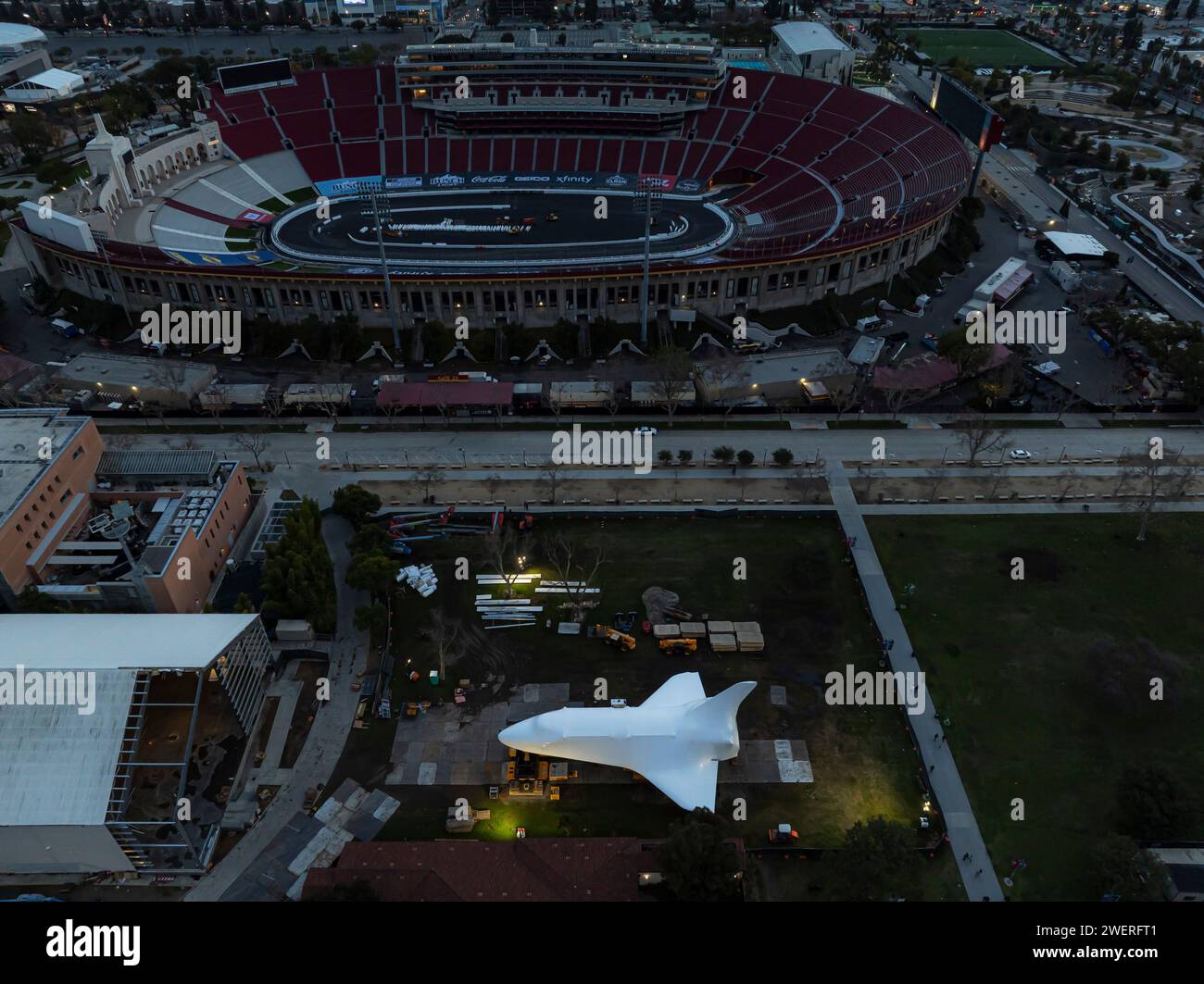 Los Angeles, USA. 21st Jan, 2024. Space Shuttle Endeavour being moved ...