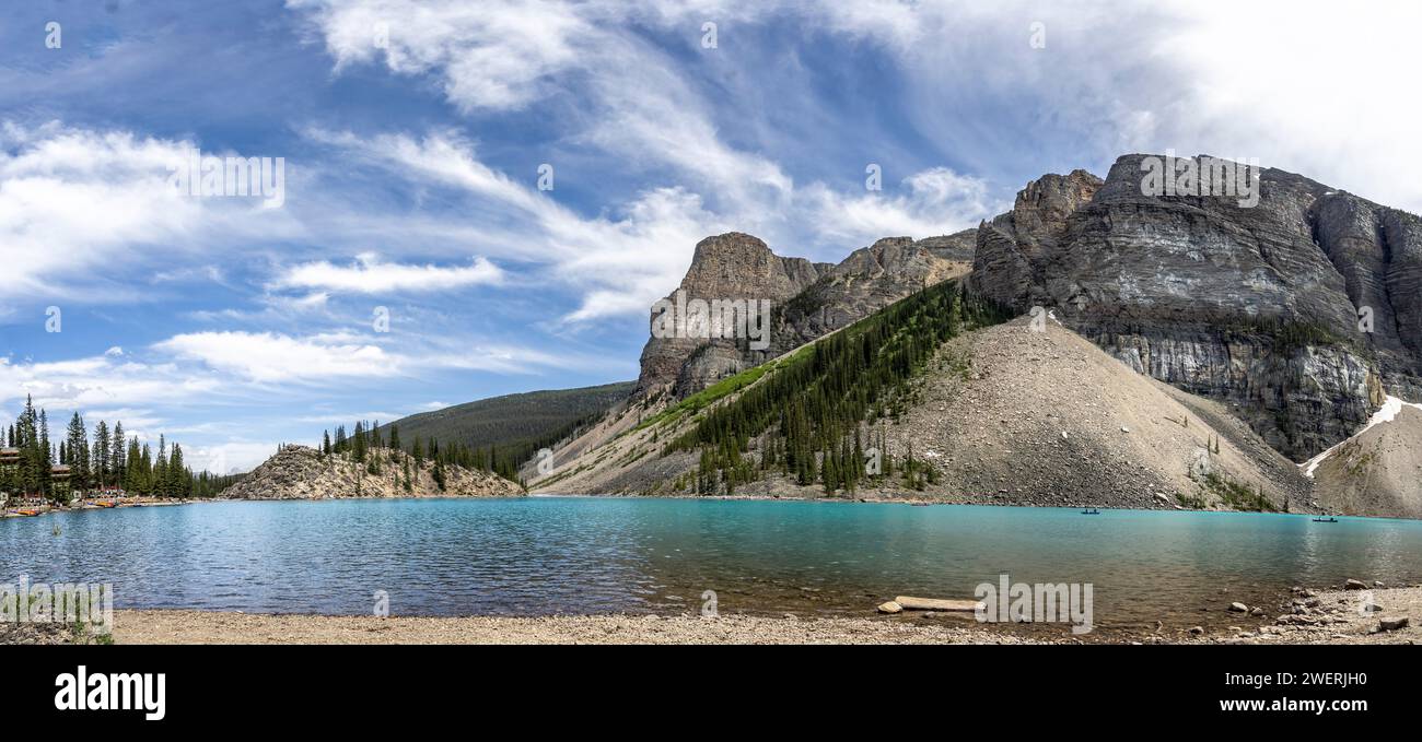 Beautiful emerald coloured lake hi-res stock photography and images - Alamy