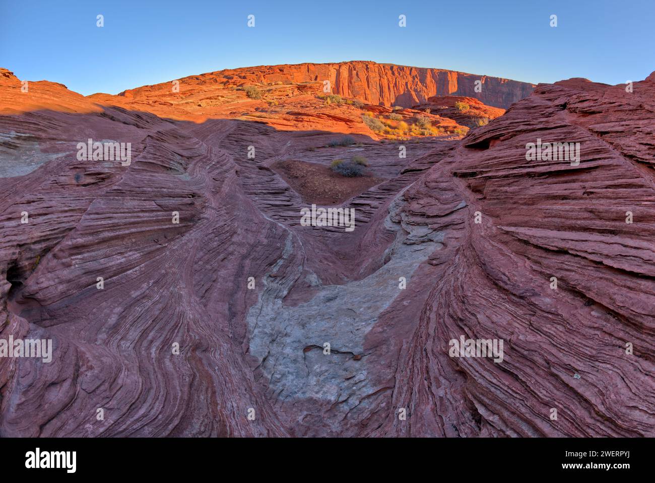 Rippling sandstone badlands near the Spur Canyon at Horseshoe Bend ...