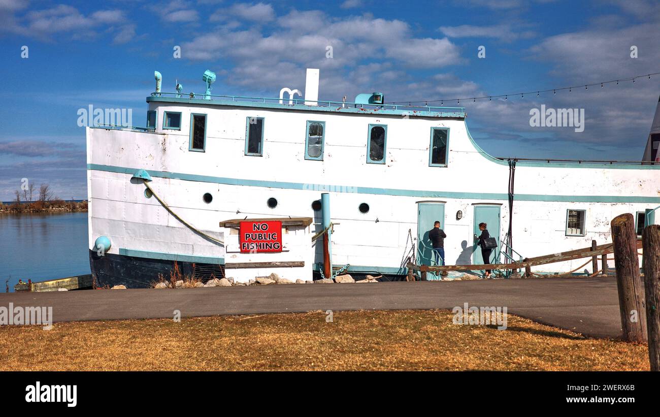 Vintage historic old boat hi-res stock photography and images - Alamy