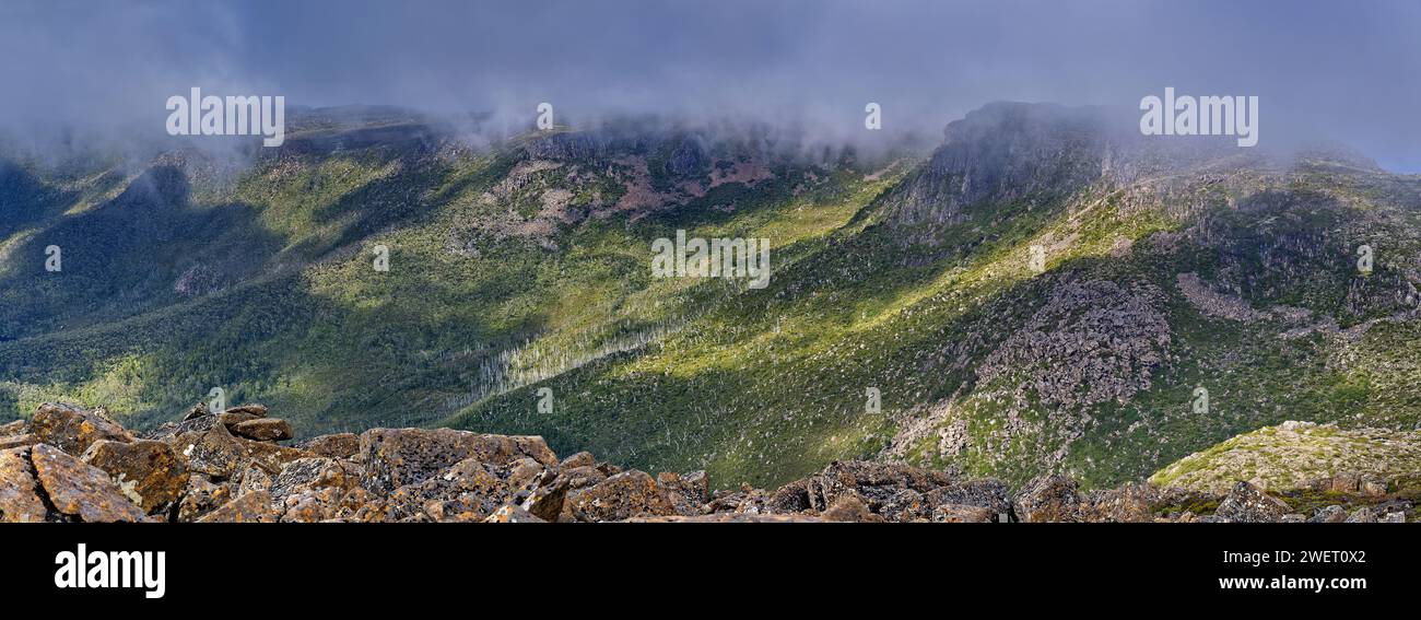 Low lying misty cloud early morning view across mountains on Mount ...