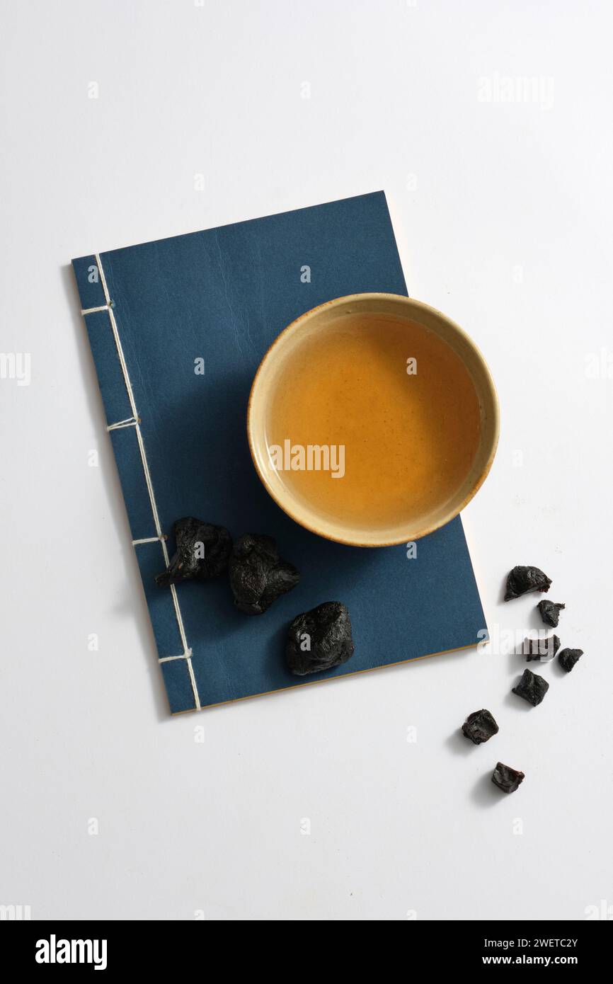 Resin of aloe vera hi-res stock photography and images - Alamy