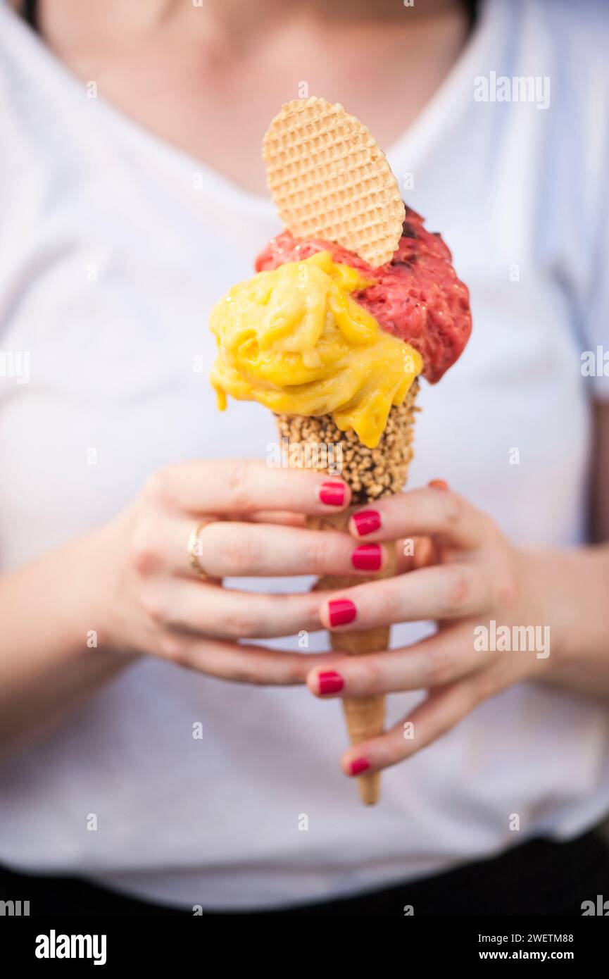 Italian ice cream cone hi-res stock photography and images - Alamy