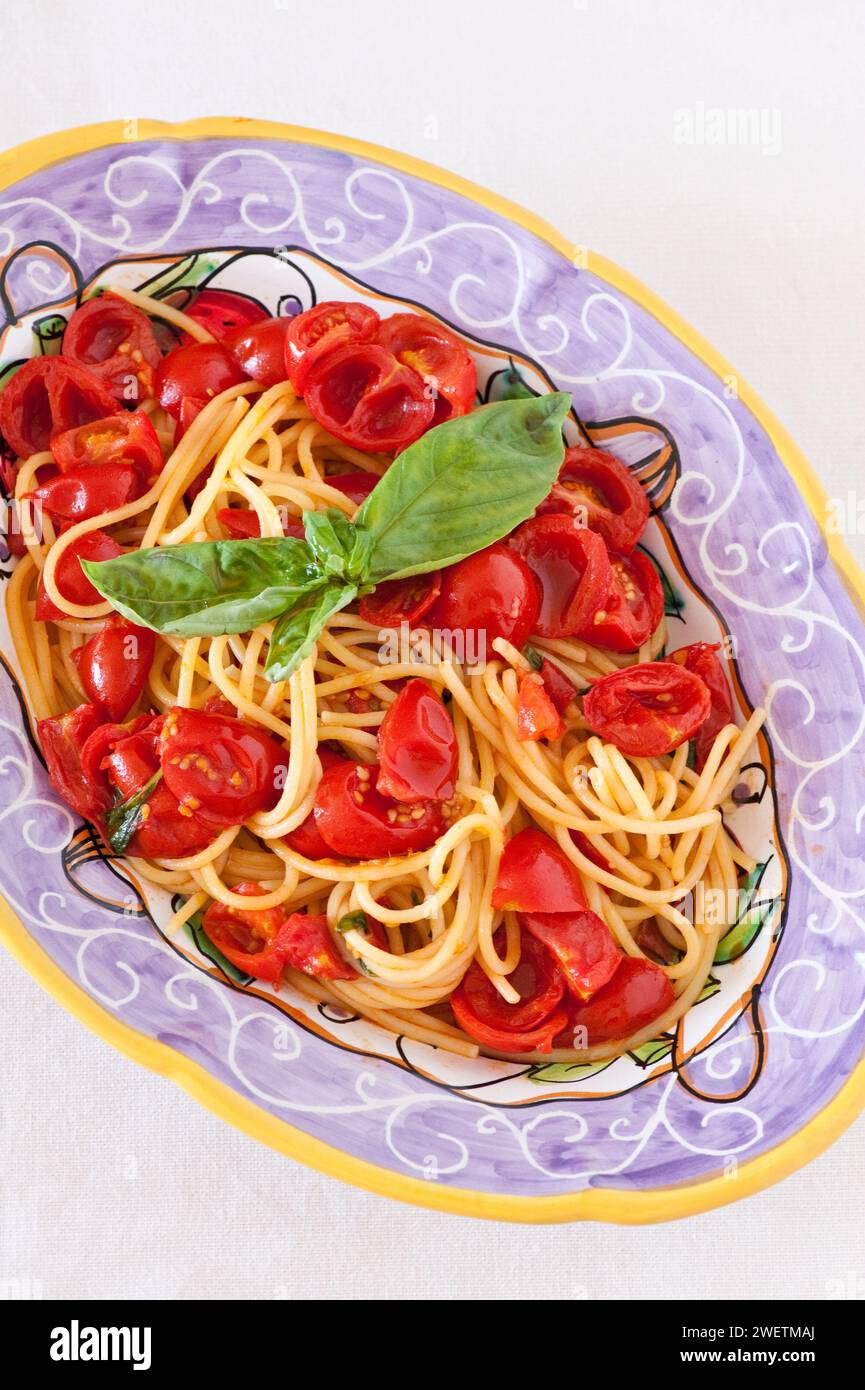 Spaghetti al pomodoro, served on a classic ceramic dish from the Amalfi ...