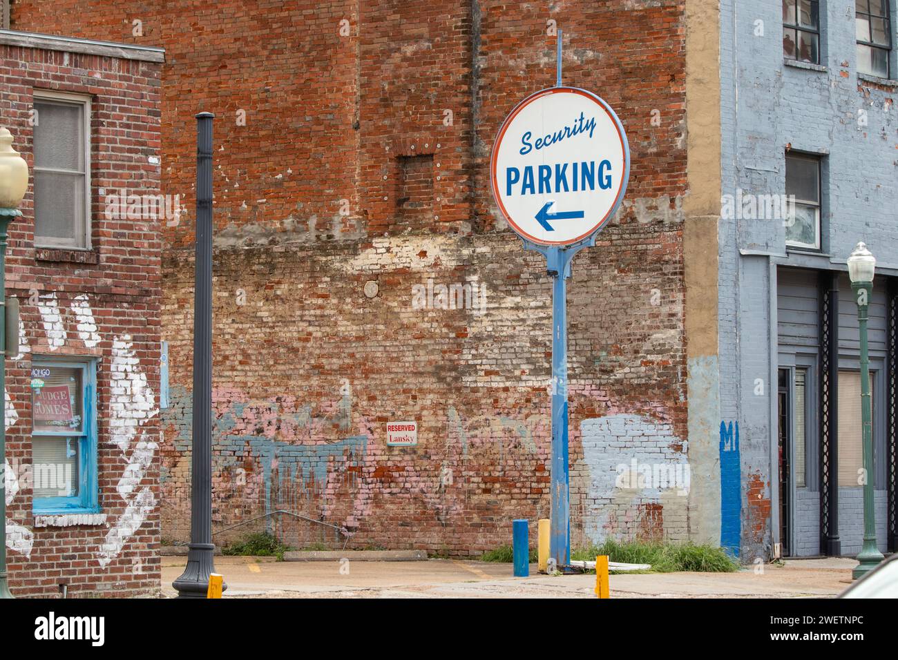 Security Parking Sign Stock Photo - Alamy