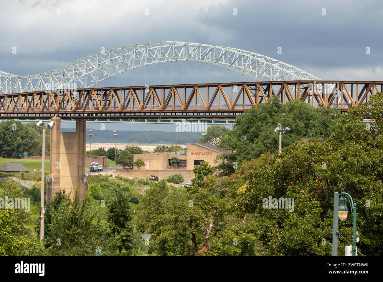 Memphis highway bridge hi-res stock photography and images - Alamy