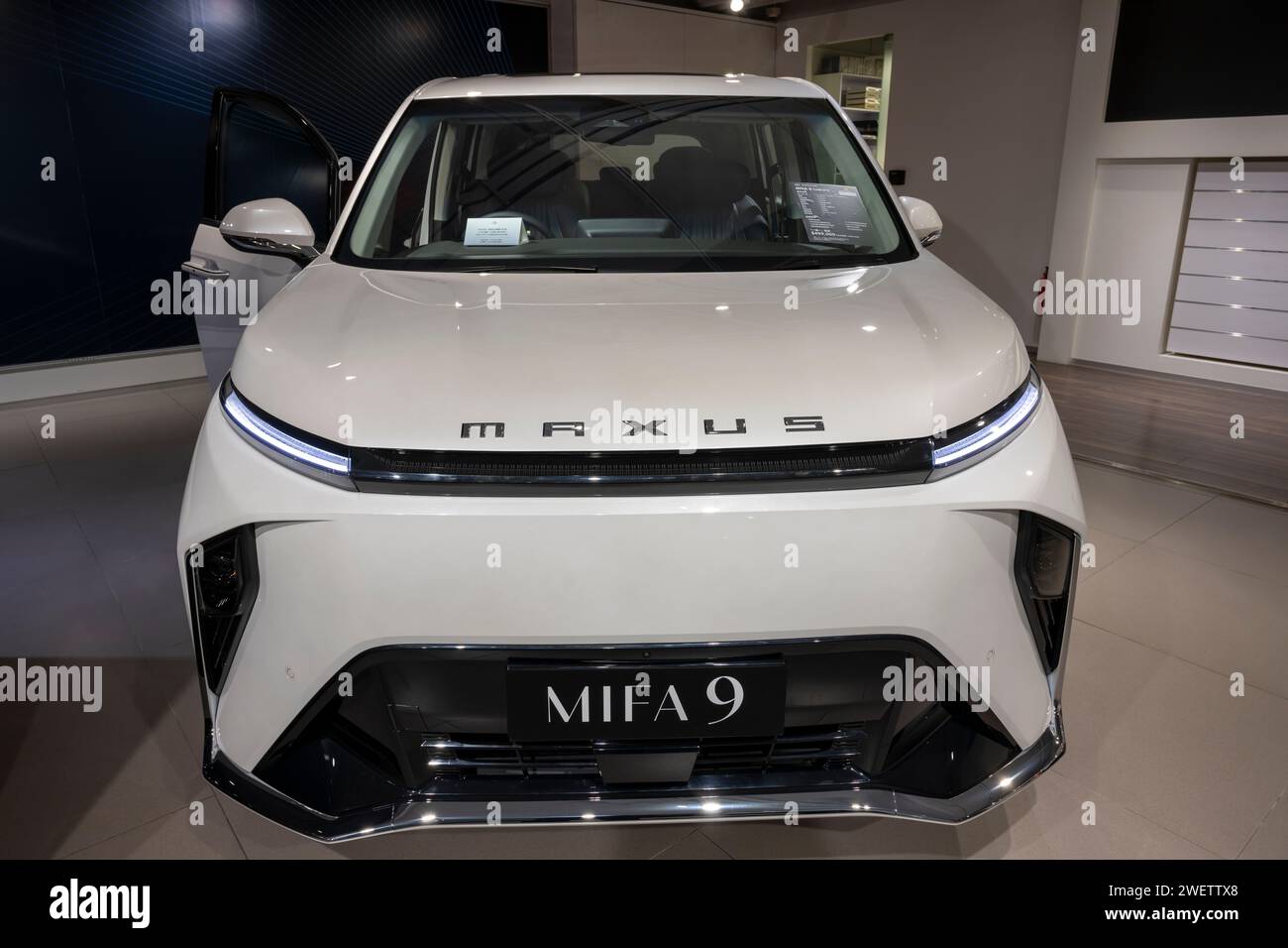 Chinese electric car maker Maxus, Hong Kong, China Stock Photo - Alamy