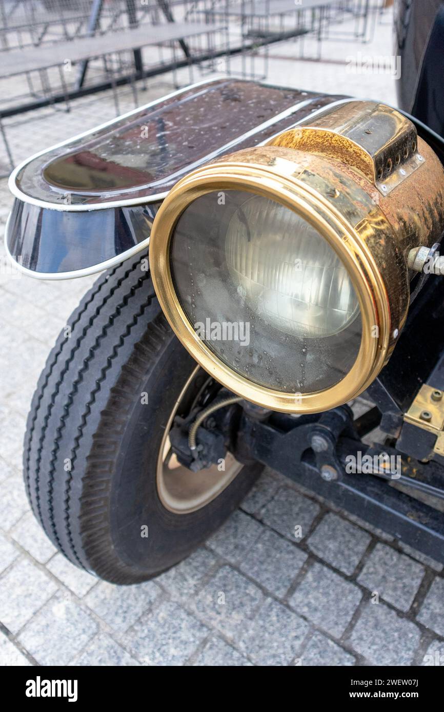 Car chassis engine on highway hi-res stock photography and images - Alamy