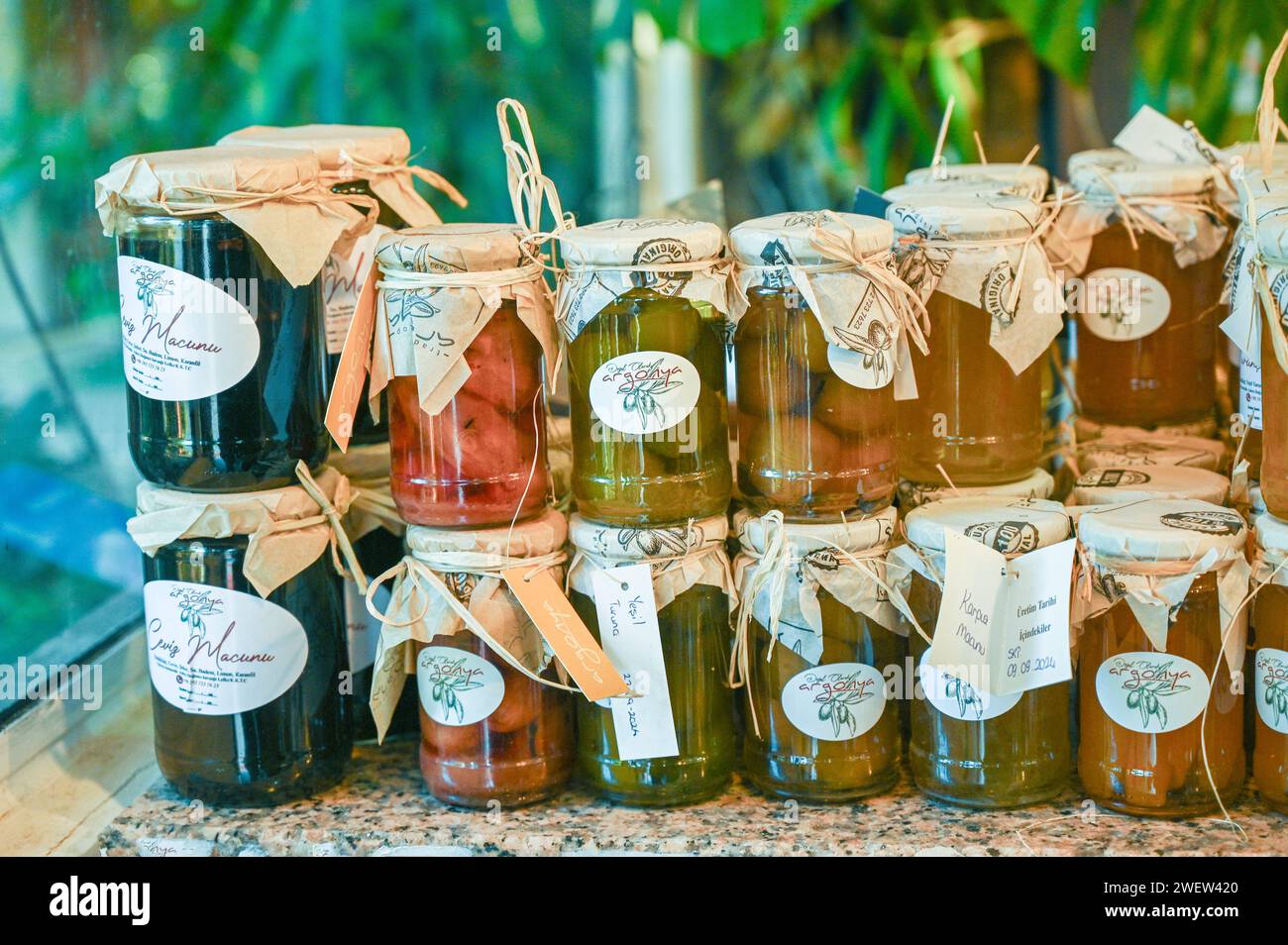 Homemade floral display hi-res stock photography and images - Alamy