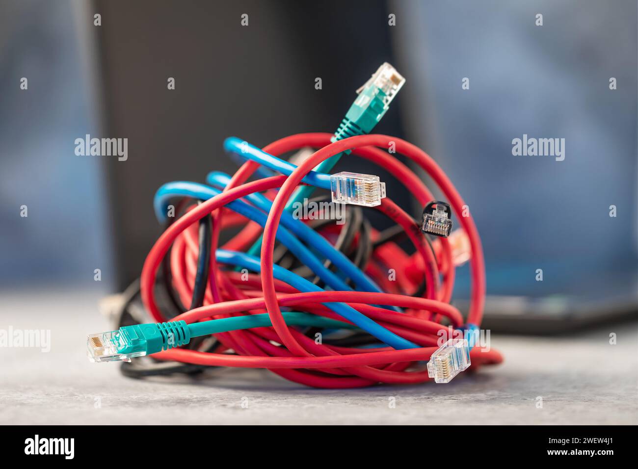 Cable and wireless hi-res stock photography and images - Alamy