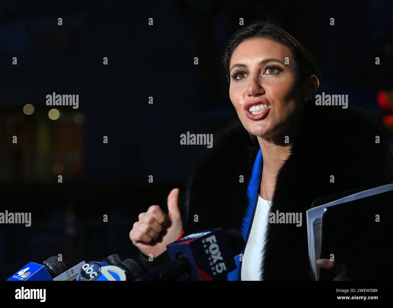 E jean carroll hi-res stock photography and images - Alamy