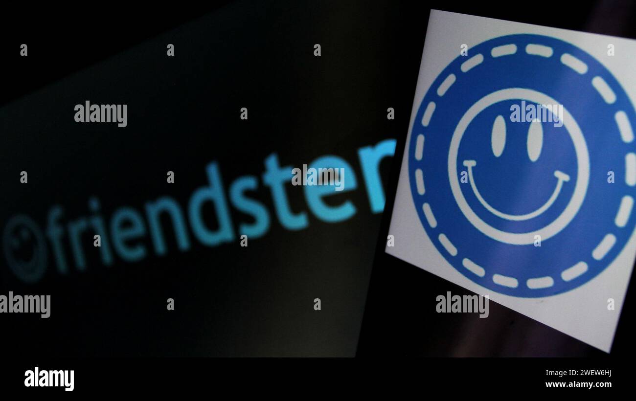 Early 2000s technology hi-res stock photography and images - Alamy