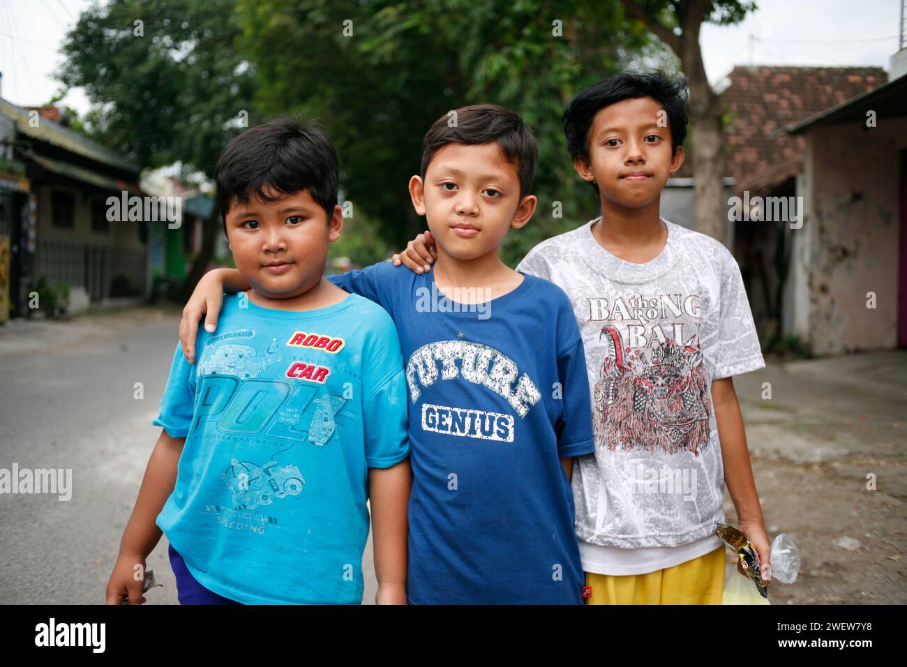 Children arm hi-res stock photography and images - Alamy