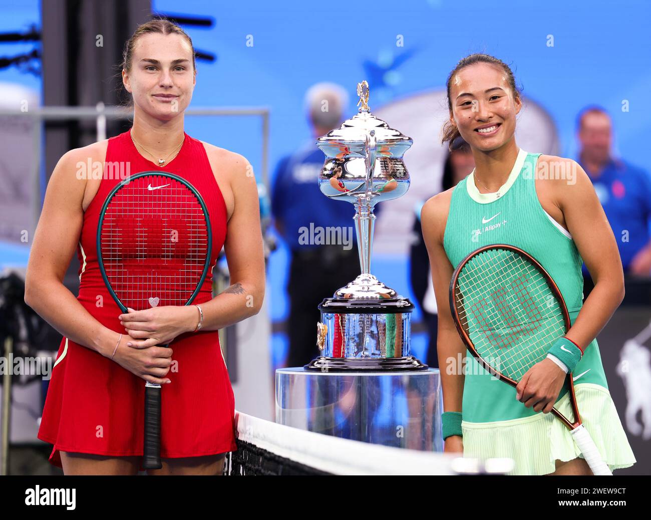 Melbourne, Australia. 27th Jan, 2024. Zheng Qinwen (R) of China poses for photos with Aryna ...